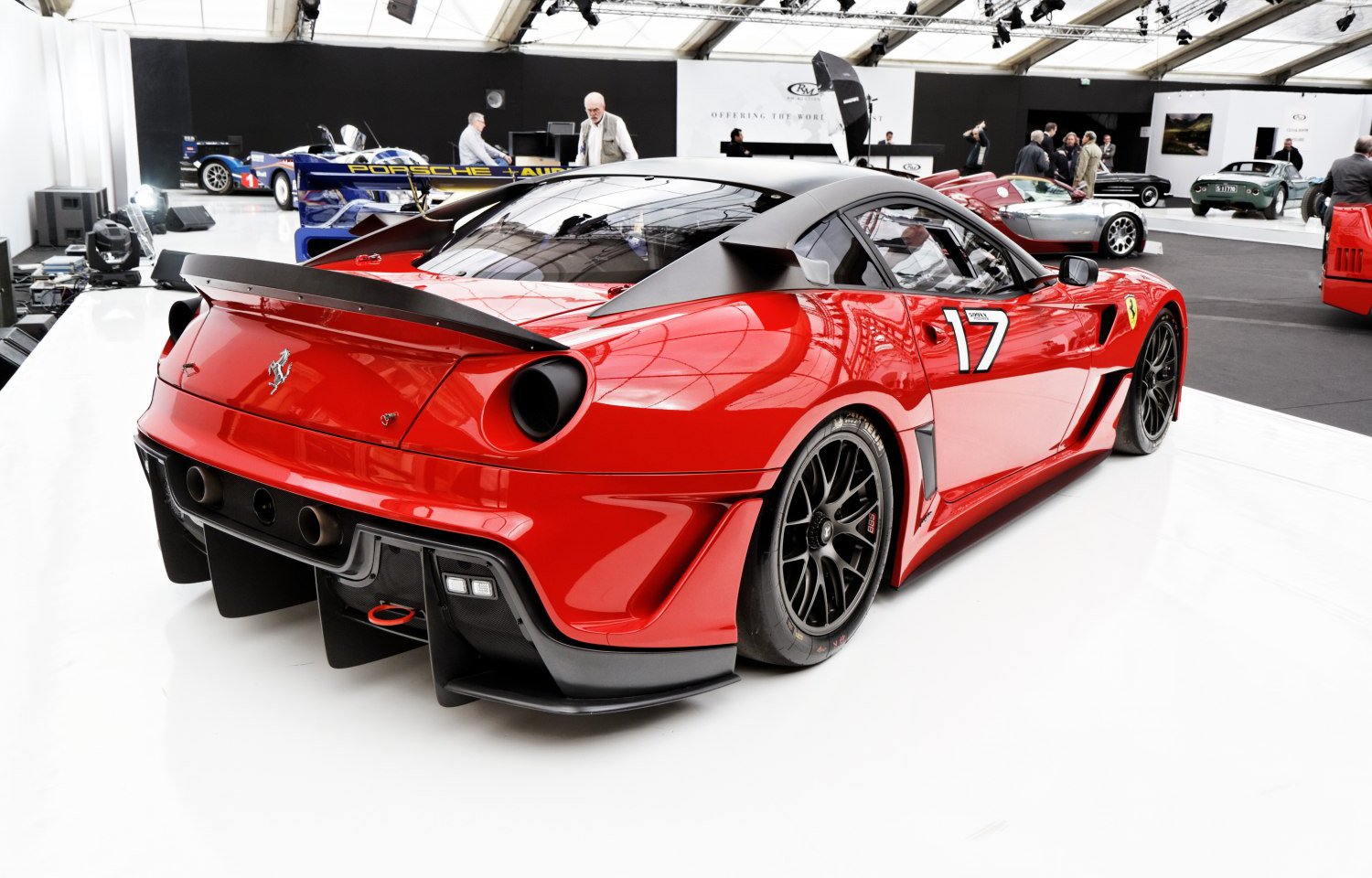 Ferrari 599XX 6.0 V12 (730 Hp)